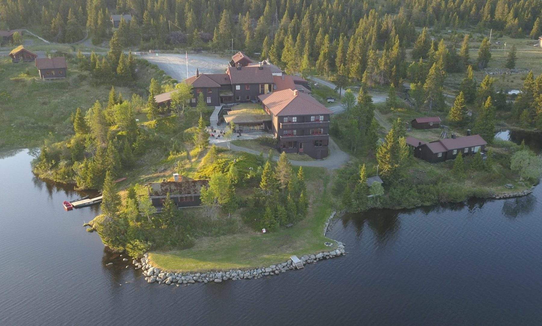Rustad Hotell & Fjellstue - familiedrevet hotell på Sjusjøen